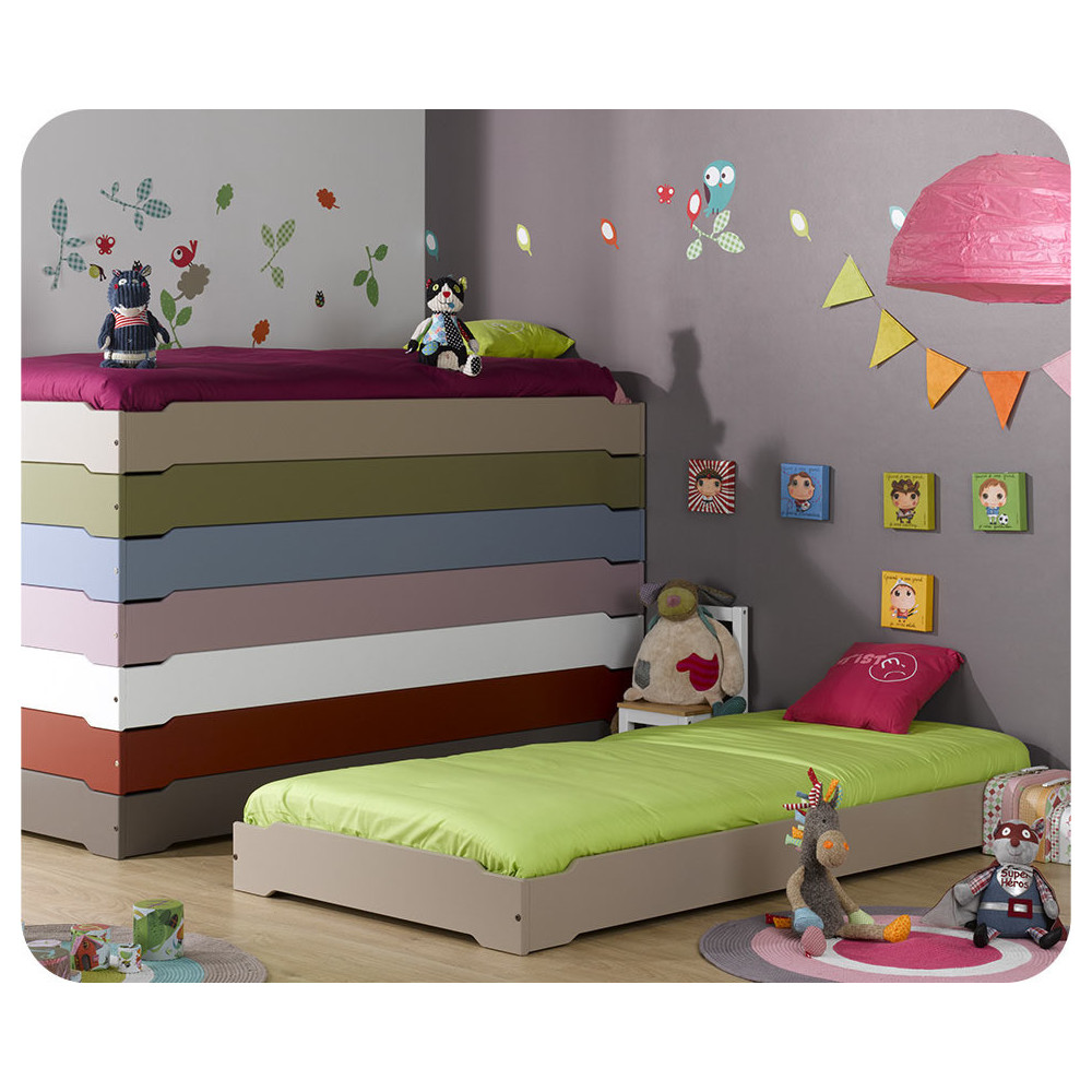 Lit enfant empilable en bois massif fabriqué en France livré avec sommier